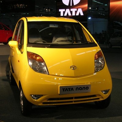 Tata Nano, znana jako najtańszy samochód świata, wyróżnia się ...